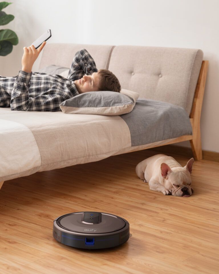 Anker robot süpürge ailesine iki güçlü ve akıllı model daha katıldı