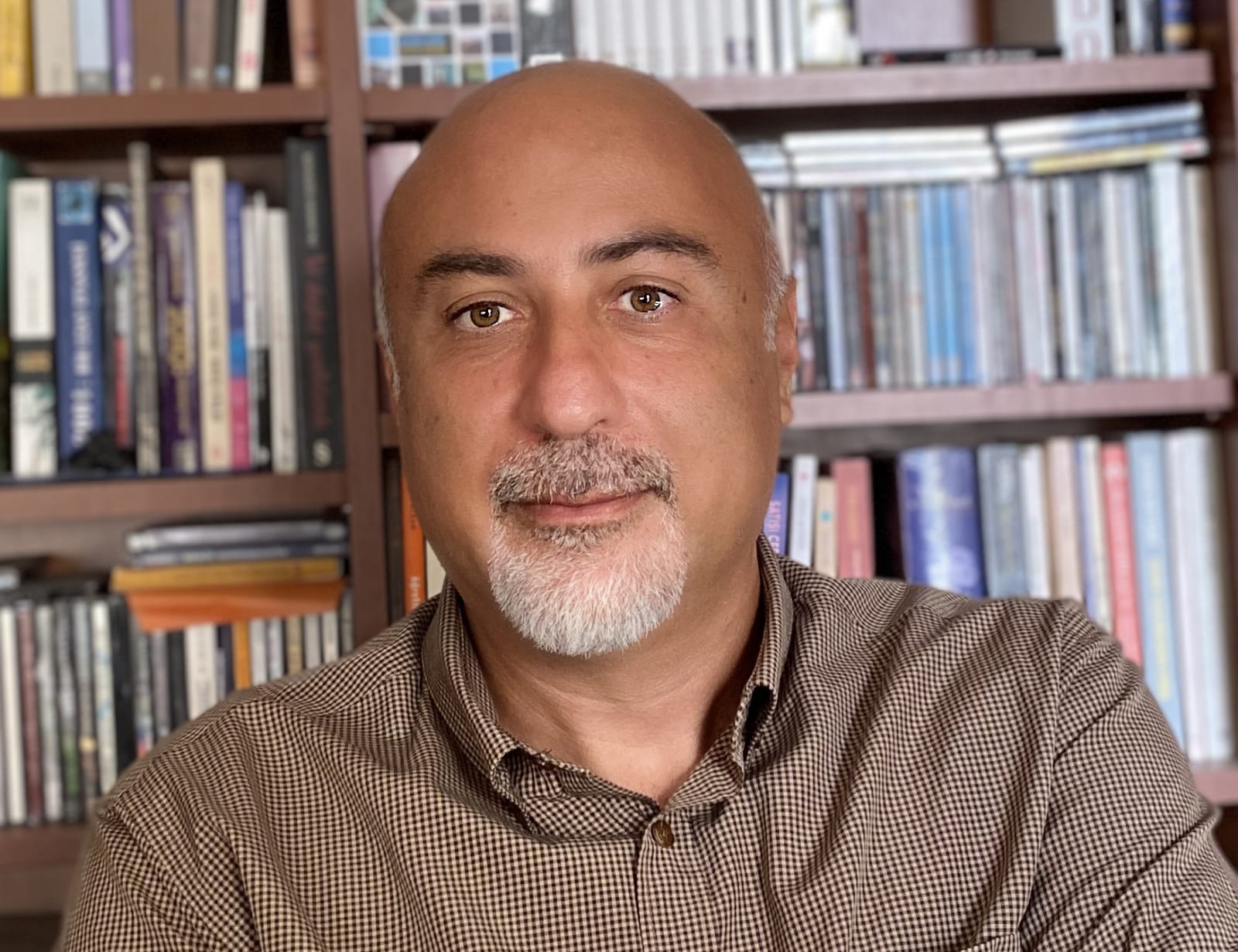 EYÜP SABRİ TUNCER’den ALZHEİMER Hastaları için Anlamlı Proje!