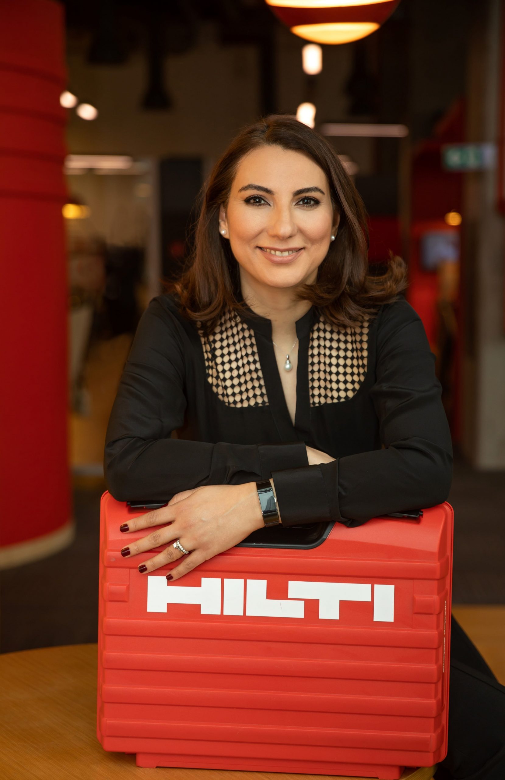 Hilti-Turkiye-Genel-Muduru-Banu-Deniz-Cetinkol_085904467 - TeknoTalk Hilti-Turkiye-Genel-Muduru-Banu-Deniz-Cetinkol_085904467 - TeknoTalk