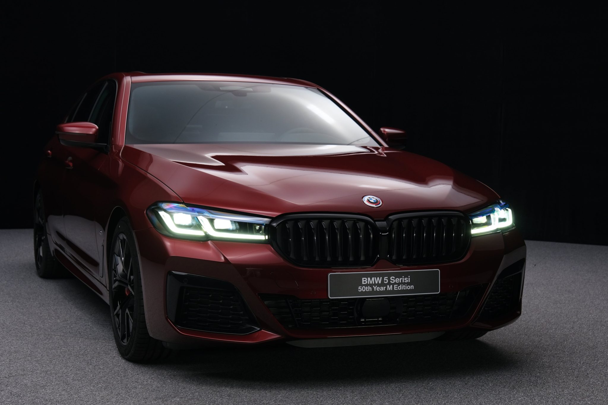 BMW M 50. Yaşını Özel "50th Year M Edition" Paketiyle Kutluyor