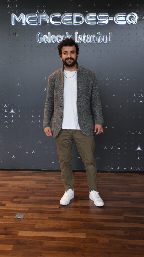 Ünlü isimler Mercedes-EQ ile geleceği test etti! - TeknoTalk