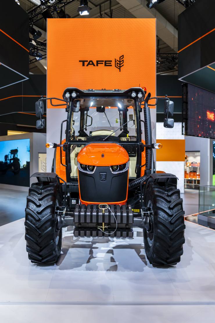 TAFE, Agritechnica 2025’te EVX75 Elektrikli Hibrit Traktörü ve Terra Vista sistemini tanıttı